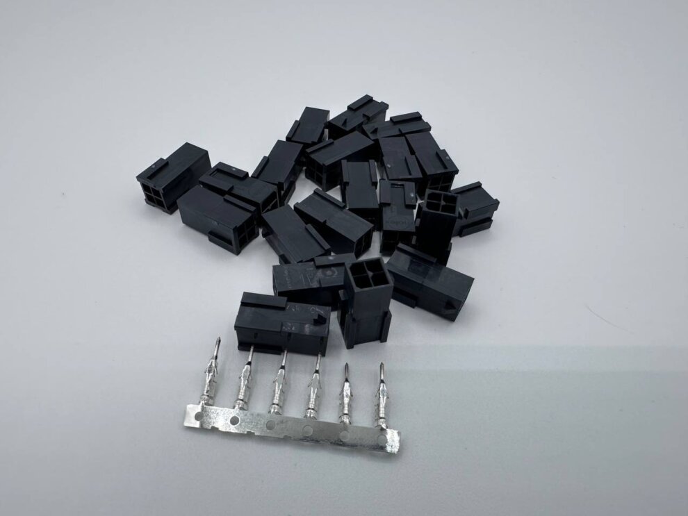 Molex Microfit 3.0 4 Pin 2 Row Male - JB3D